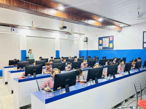 Computer Lab – Vijeta Public School
